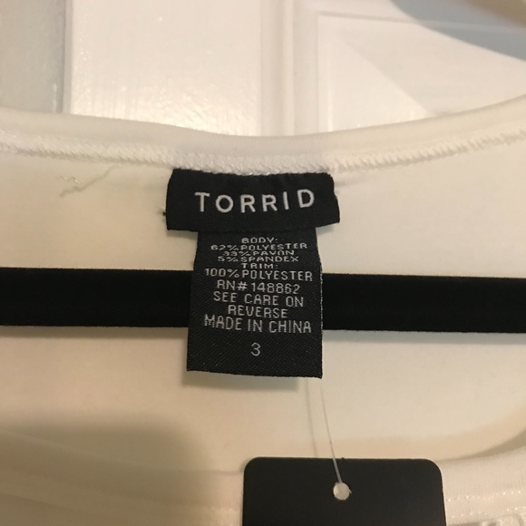 torrid | Tops | Nwt Torrid White Floral Tee | Poshmark